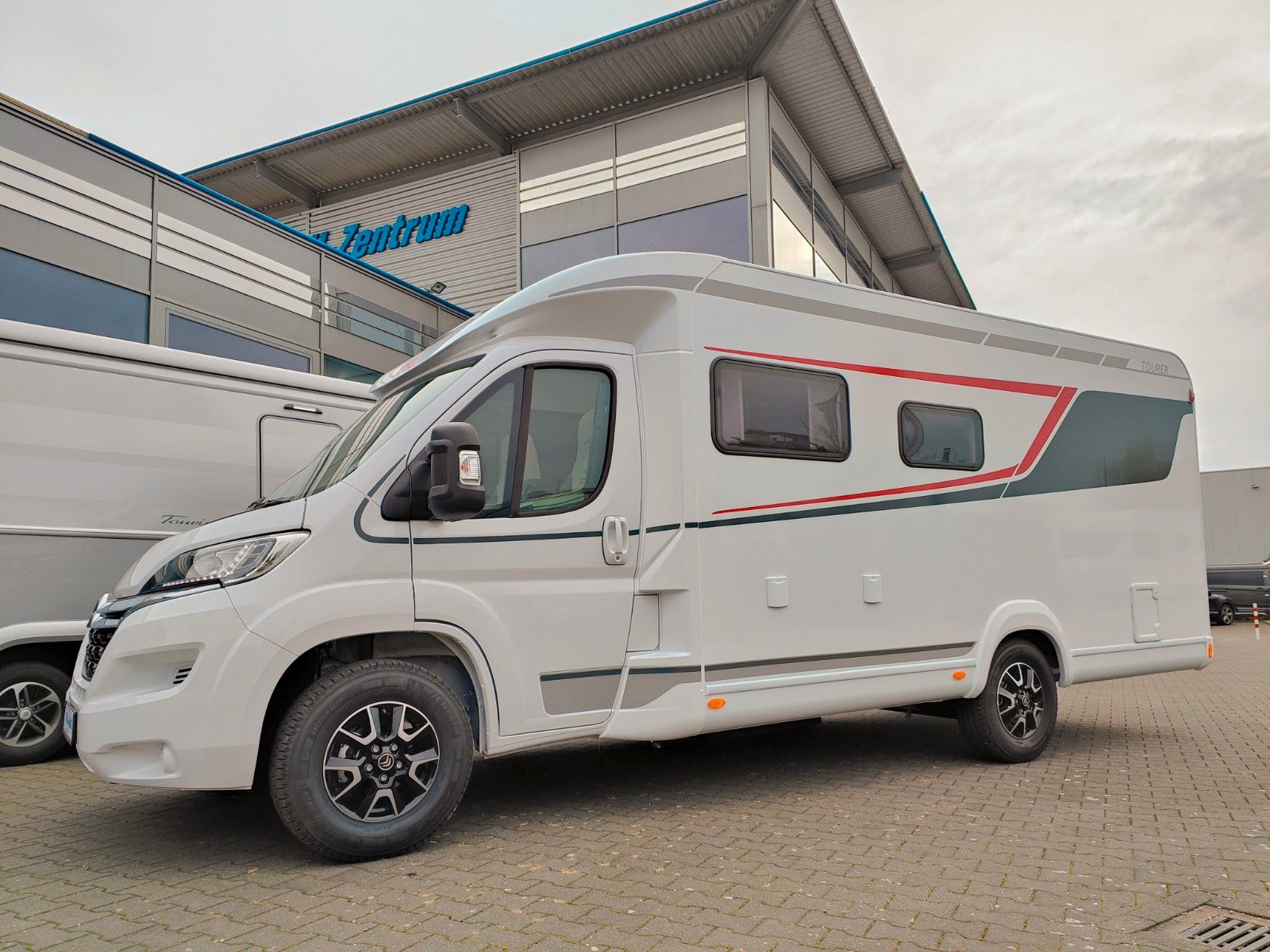 LMC Truk Pickup US: Redefining Urban Utility and Efficiency